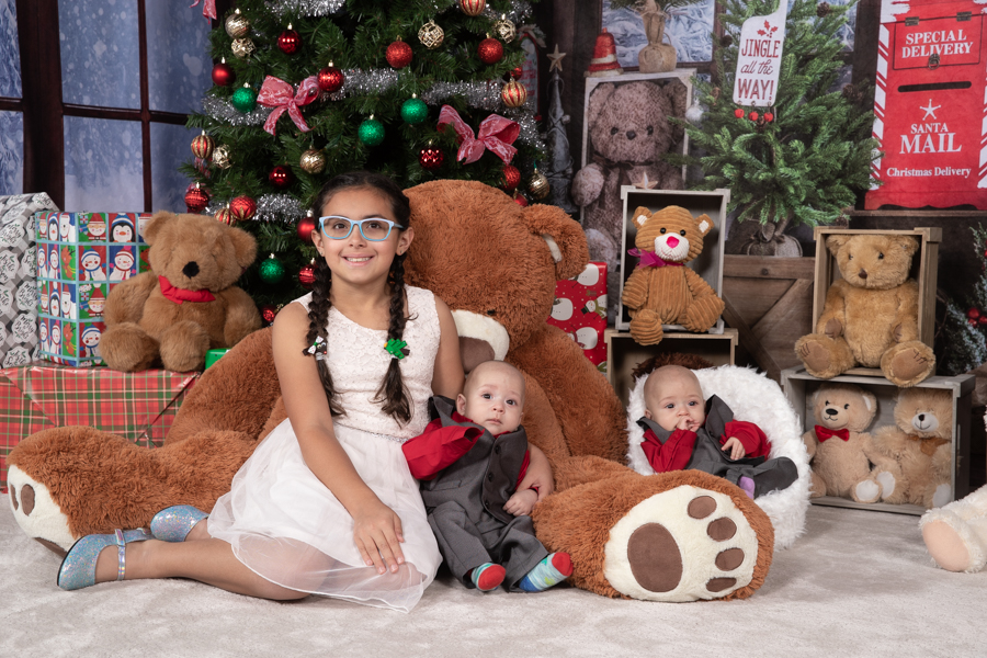 Edward - Christmas Portrait 11-22-2022 - Client Galleries - Amaduzzi ...