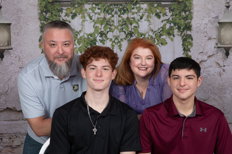 April - Family Portrait 01-15-2024 - Client Galleries - Amaduzzi Photo ...